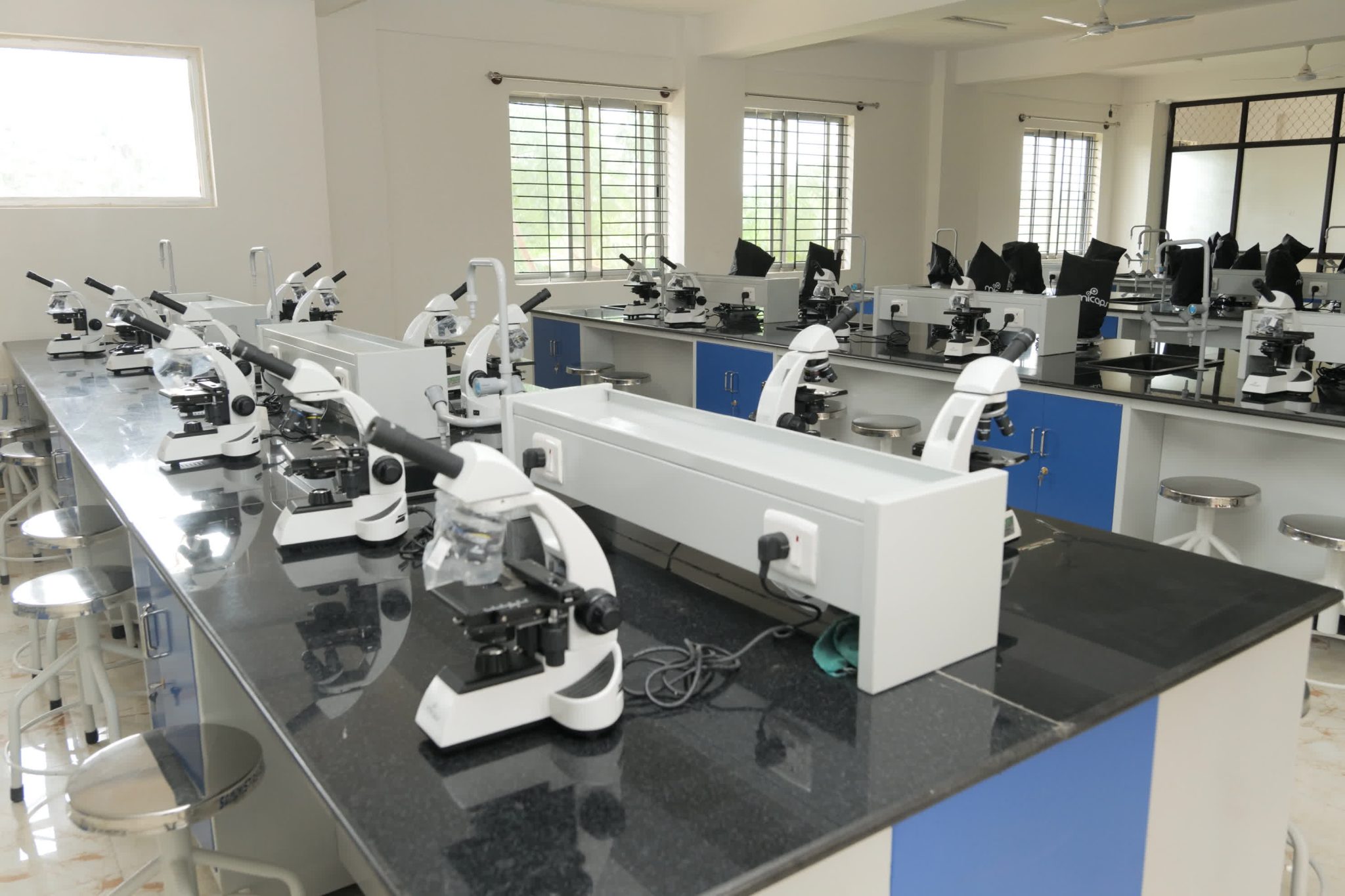 Sri Chamundeshwari Medical College, Research Institute, Channapatna ...